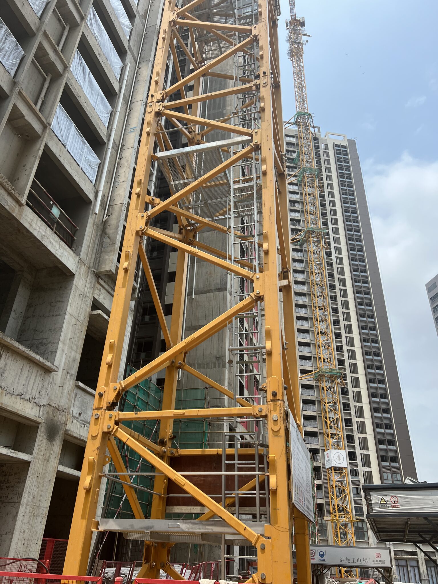 Chinese Tower Crane Construction Tower Crane with Jib Length of 75 ...